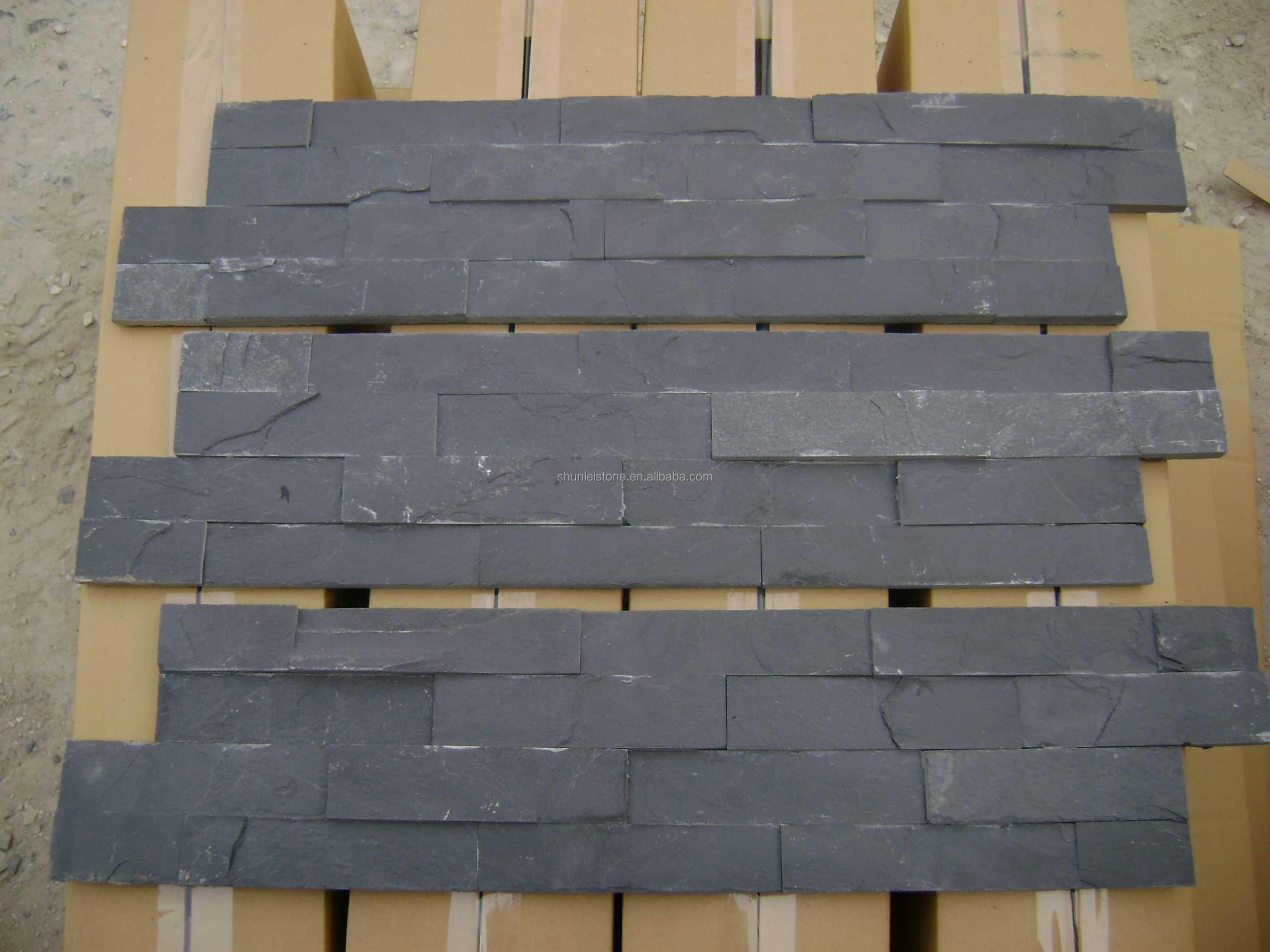 Exterior Black Slate Stacked Stone Veneer Cladding