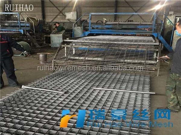 3x3 Galvanized Welded Iron Wire Mesh Panel - Durable & Versatile