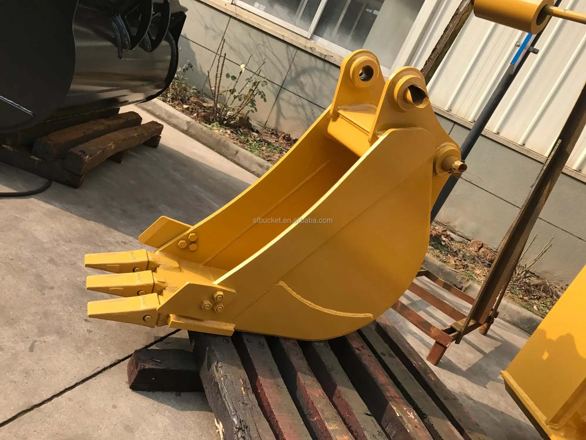 Excavator Narrow Digging Bucket for Sale - Q345B Material