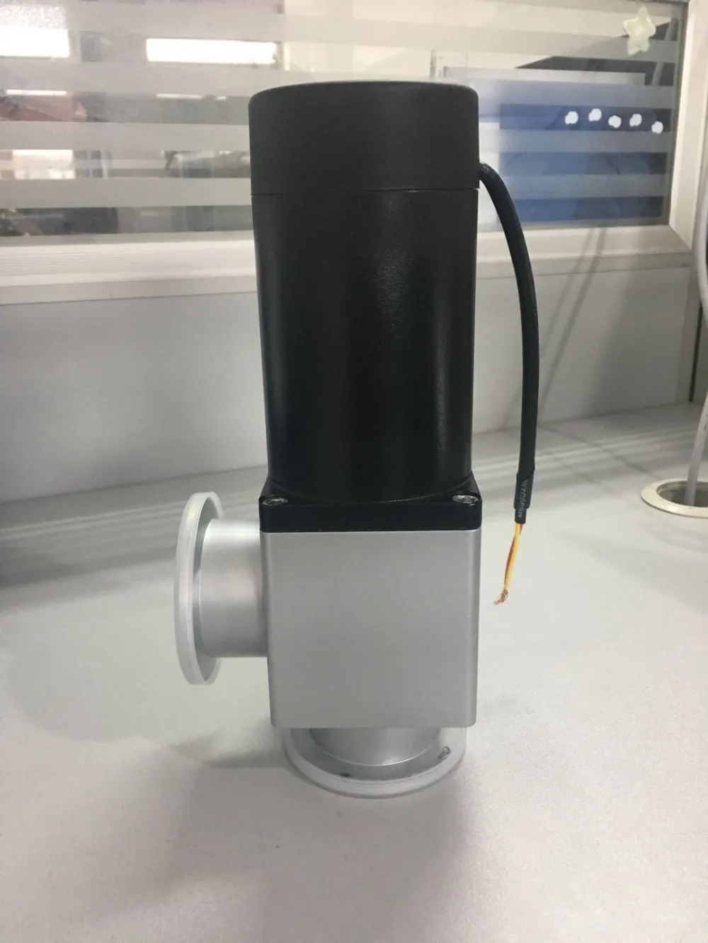 High Vacuum Electromagnetic Angle Valve - OEM/ODM Support