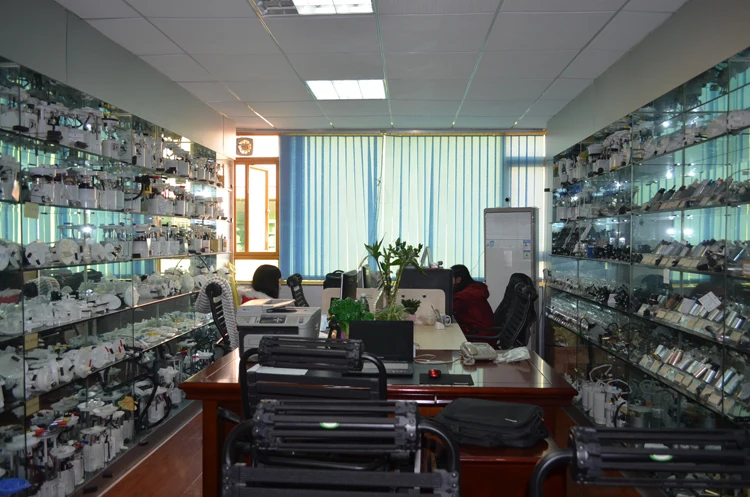 Fuel Injection Pump Assembly 31110-1G000 for Universal Cars