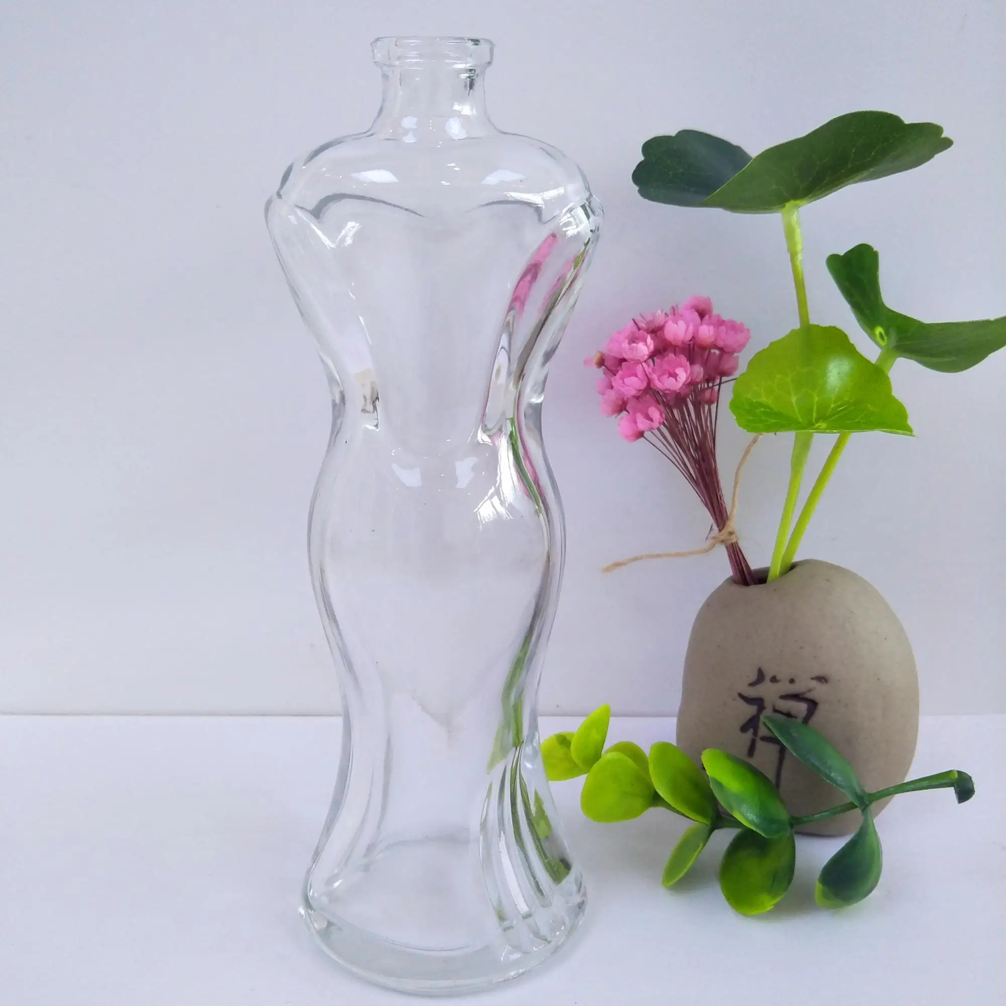 Elegant Women Special Shape Glass Perfume Bottle - Buy 50ml Sexy Woman ...