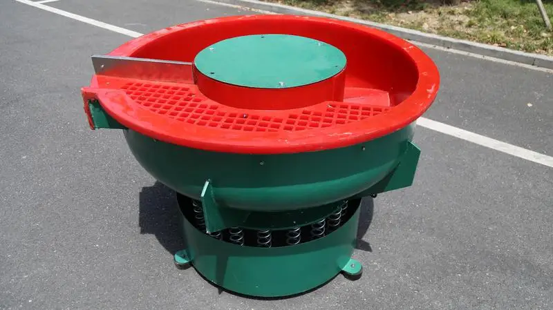 Small Parts Vibratory Deburring Machine - Buy Vibrator Deburring ...