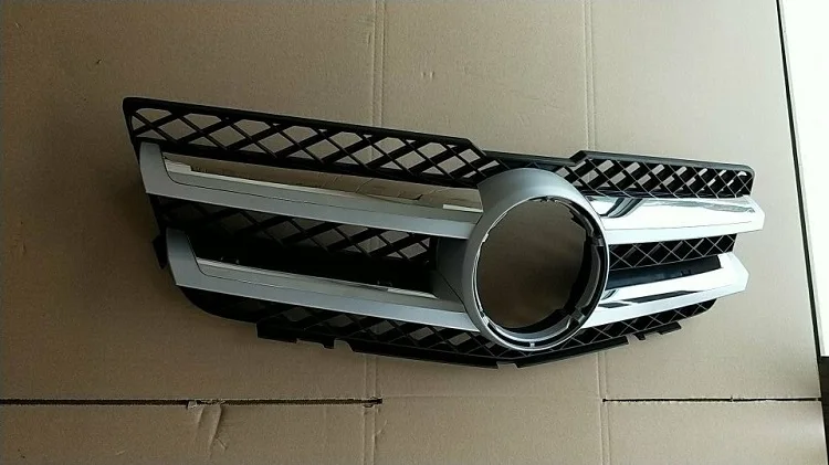 Mercedes GLK Front Bumper Grille Assembly - 2010-12