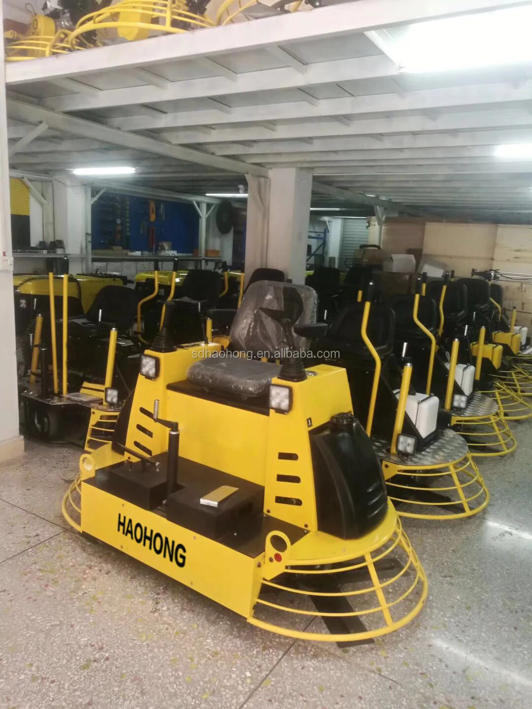 High Efficiency Concrete Smoothing Machine - 75in Width