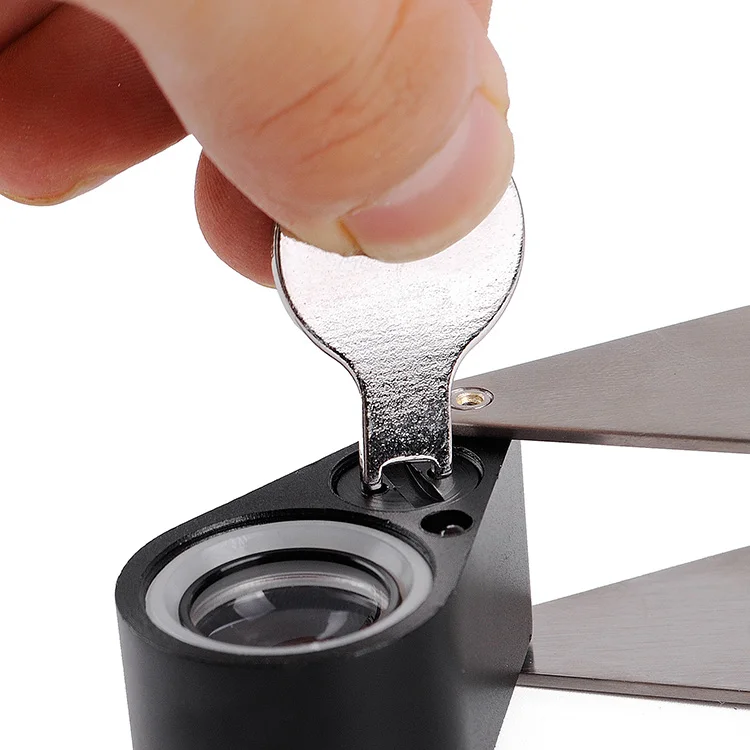 Lighted Loupe - Triplet Magnification for Jewelry Inscription