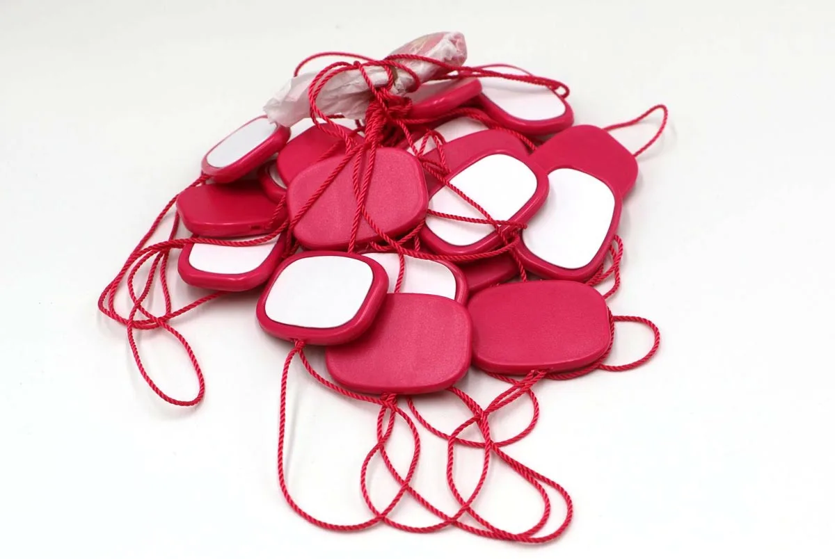 Wholesale Quality Blank Garment Plastic Sample Seal Tags
