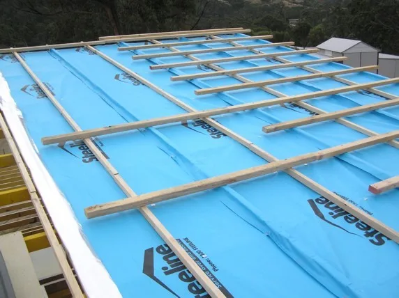 Metal Roof Foil Sarking 1350mm X 60m (81m2) - Buy Roof Sarking,Roof ...