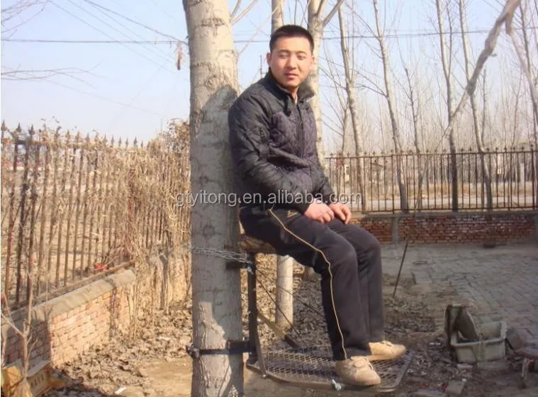 Telescopic Tree Stand - Folding Hunting Ladder with Seat