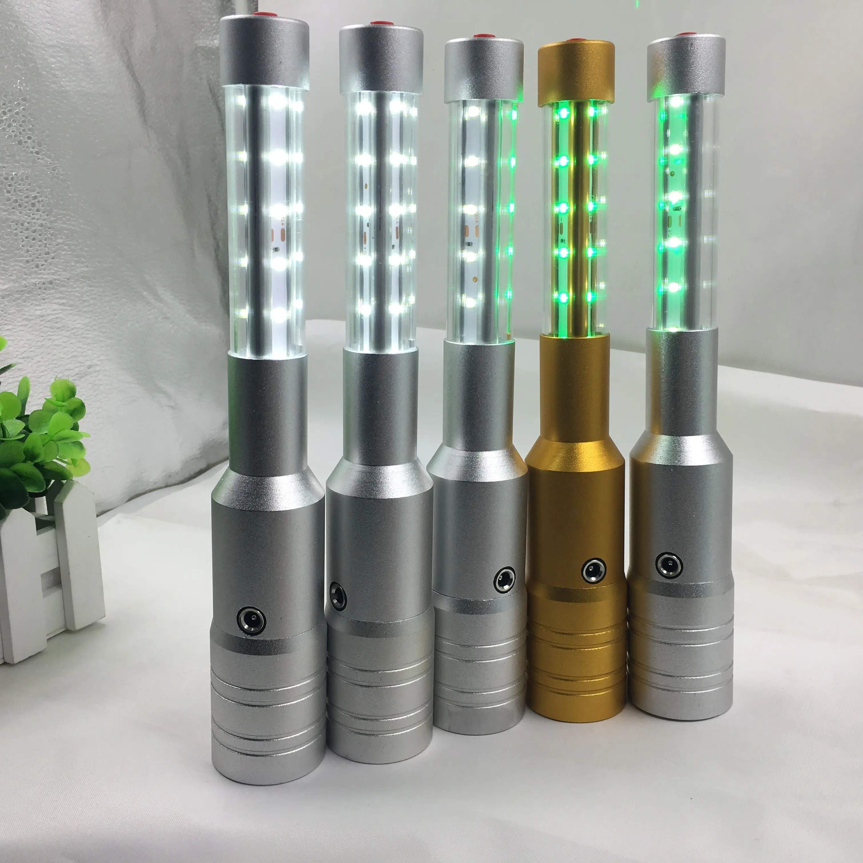 Customized Rechargeable Led Light Wine Stopper Flashing Sparklers Led ...