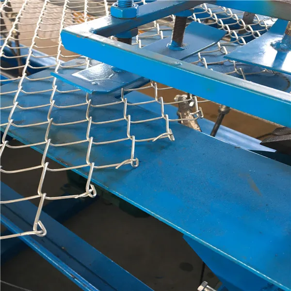 Good Quality Green Artificial Grass Fence Making Machine - Buy ...