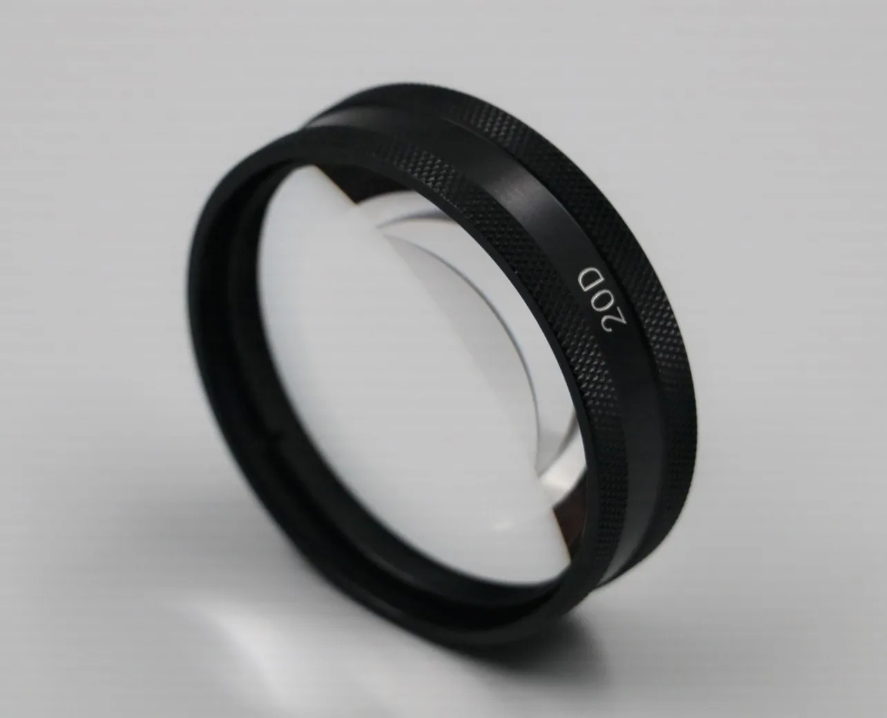 Three Mirror Lens for Ophthalmology Diagnosis with Slit Lamp