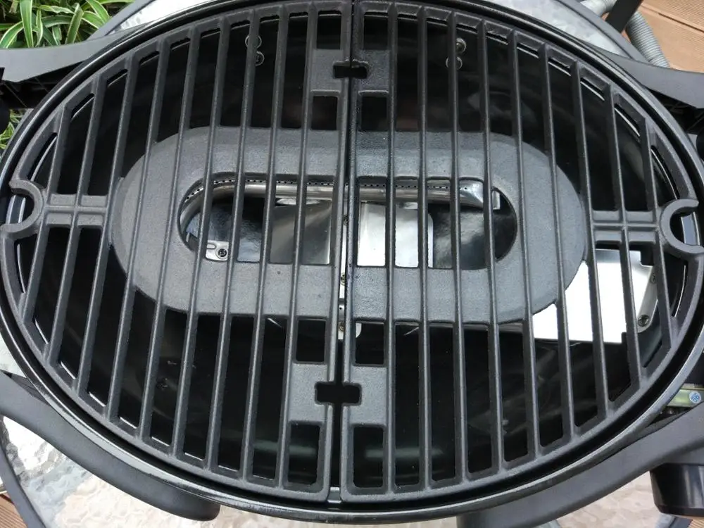 Outdoor Round Tabletop Gas Grill - Propane BBQ Chicken