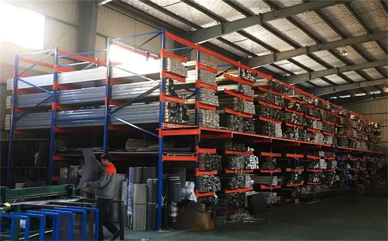 Vertical Steel Pipe Storage - Heavy Duty Cantilever Racks