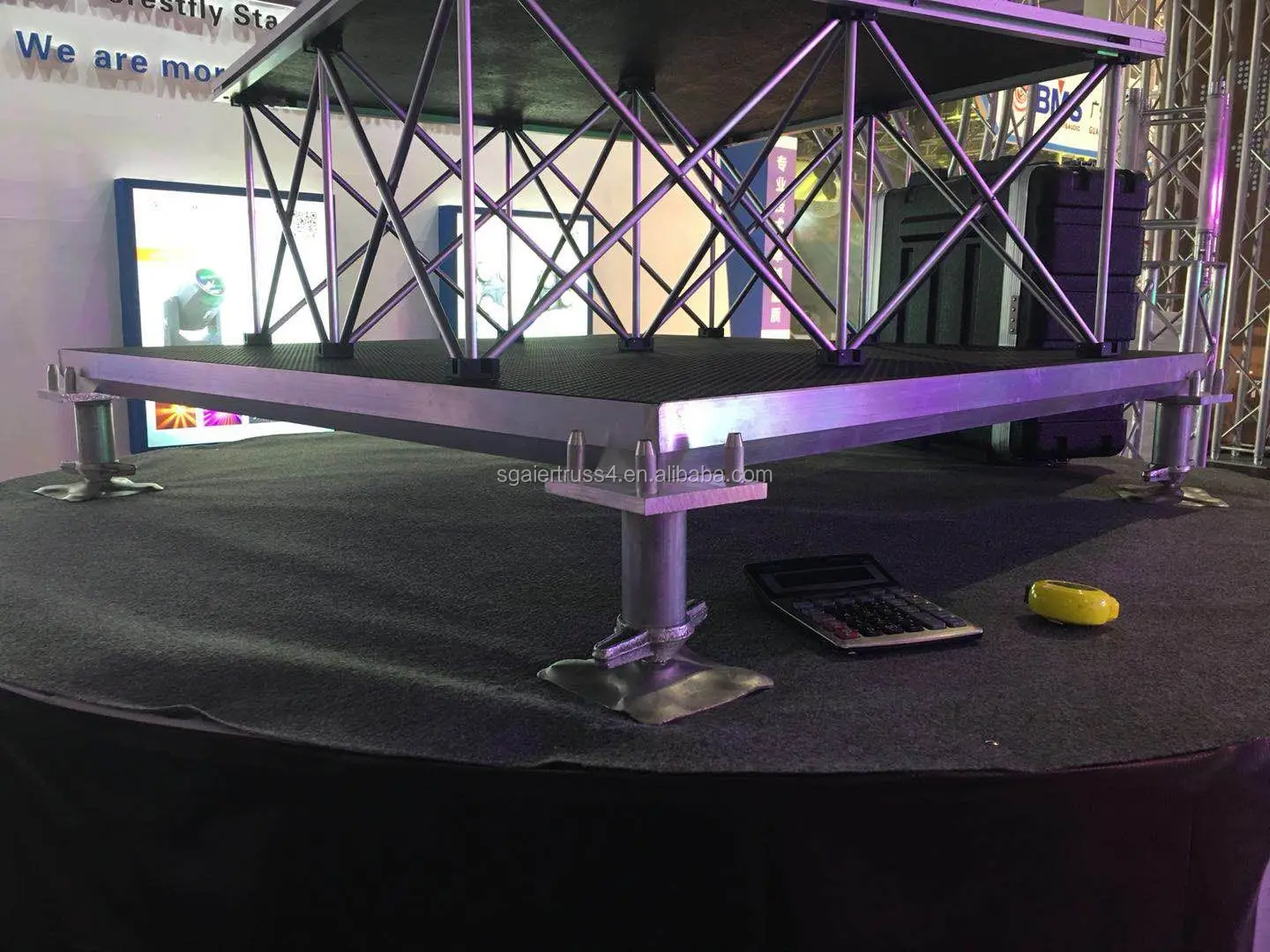 Aluminum Portable Stage - High Quality Retractable Platform