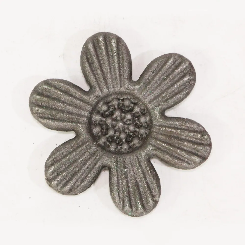 Decorative Wrought Iron Flower - Buy Wrought Iron Flower,Cast Iron ...