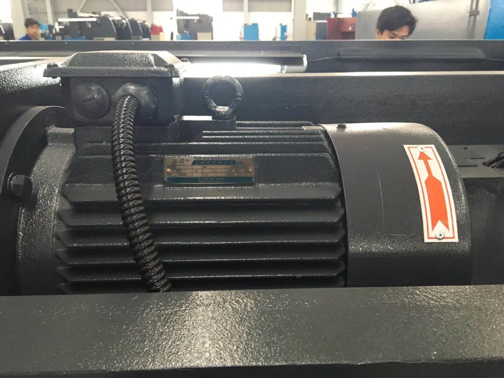 Pendulum Shear Of Qc12y 8x3200 Hydraulic Shearing Machine - Buy Cnc ...