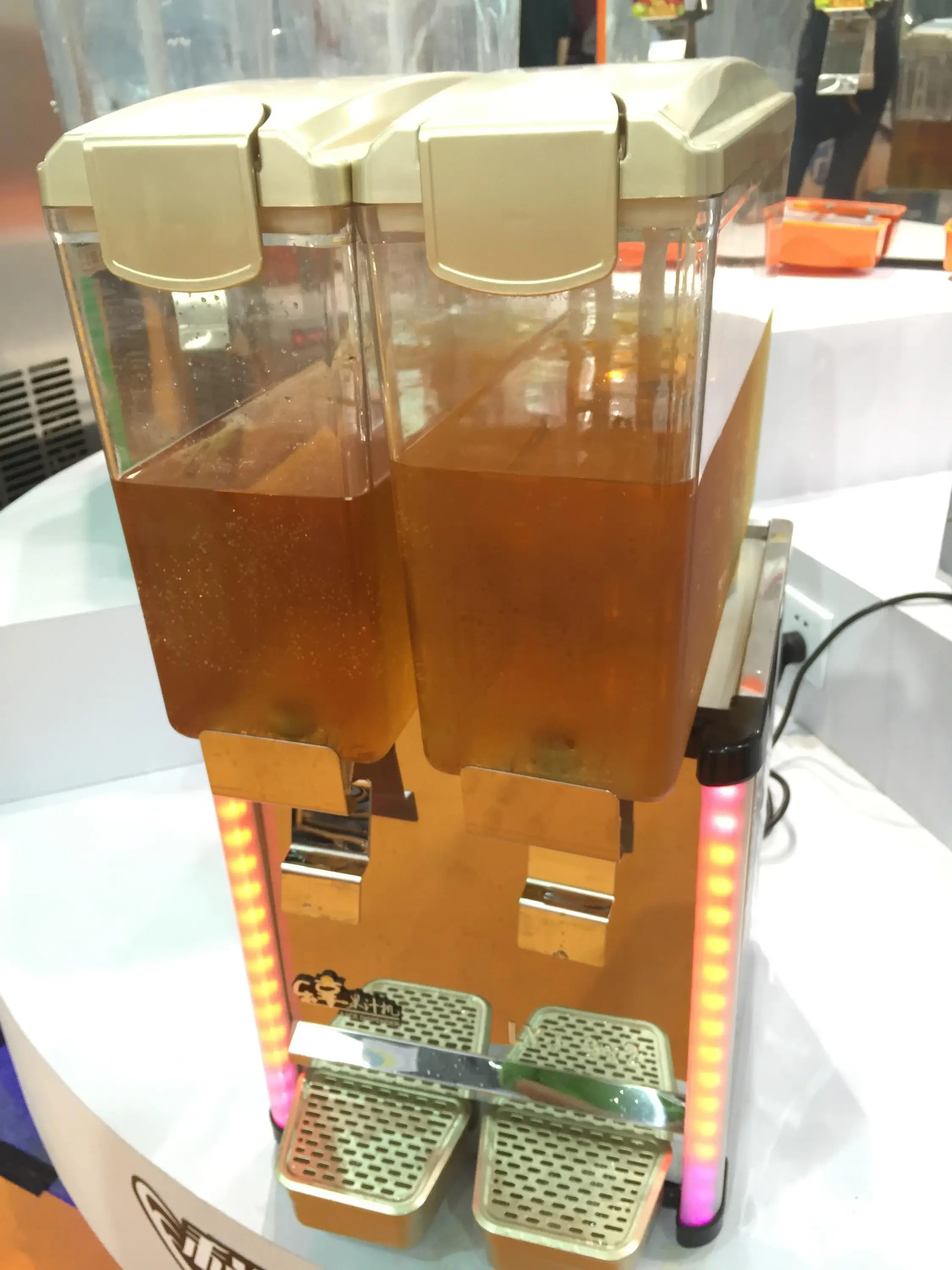 Grt - Lyj9l*2 Cold Milk Juice Dispenser Machine - Buy Juice Dispenser ...