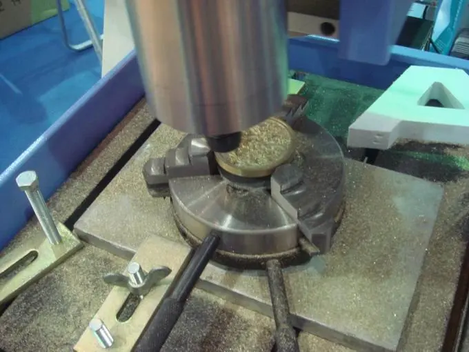 Name Plate Jewelry Engraving And Cutting Machine Tool On Metal ...