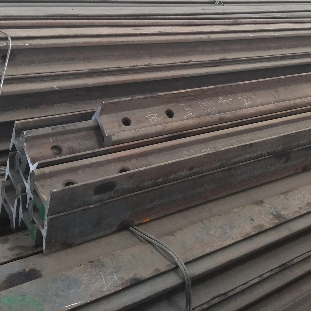 Coal Train Rail S20 Steel Rail - Durable and Efficient