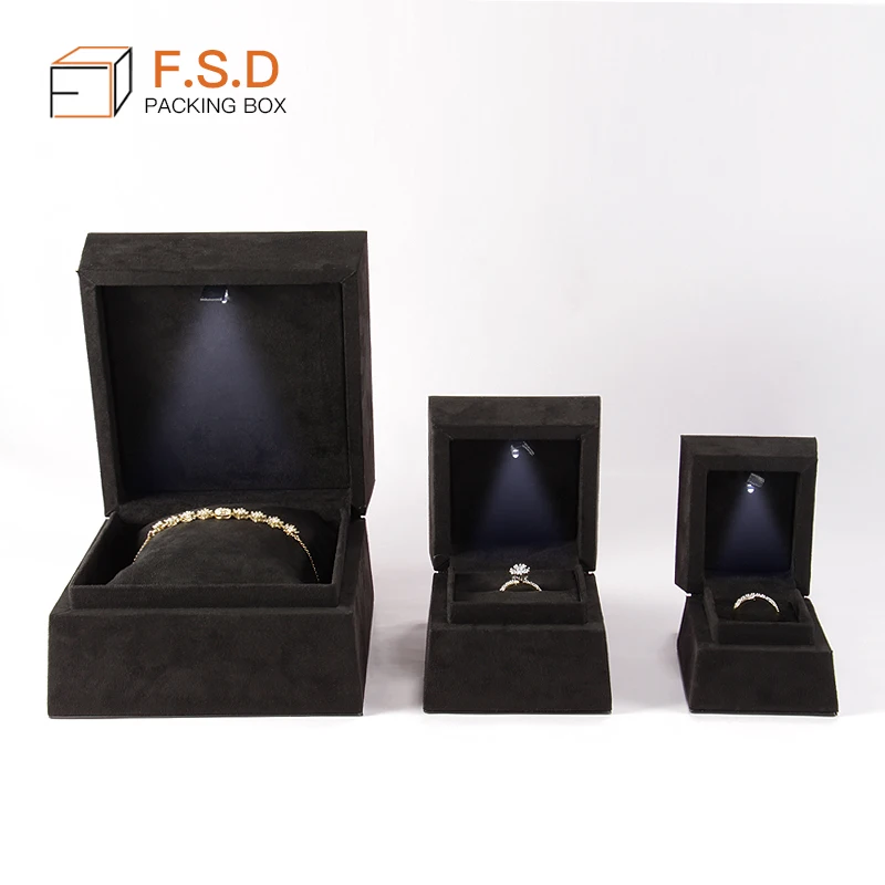 FSD Luxury Velvet LED Jewelry Box - Ideal for Rings & Necklaces