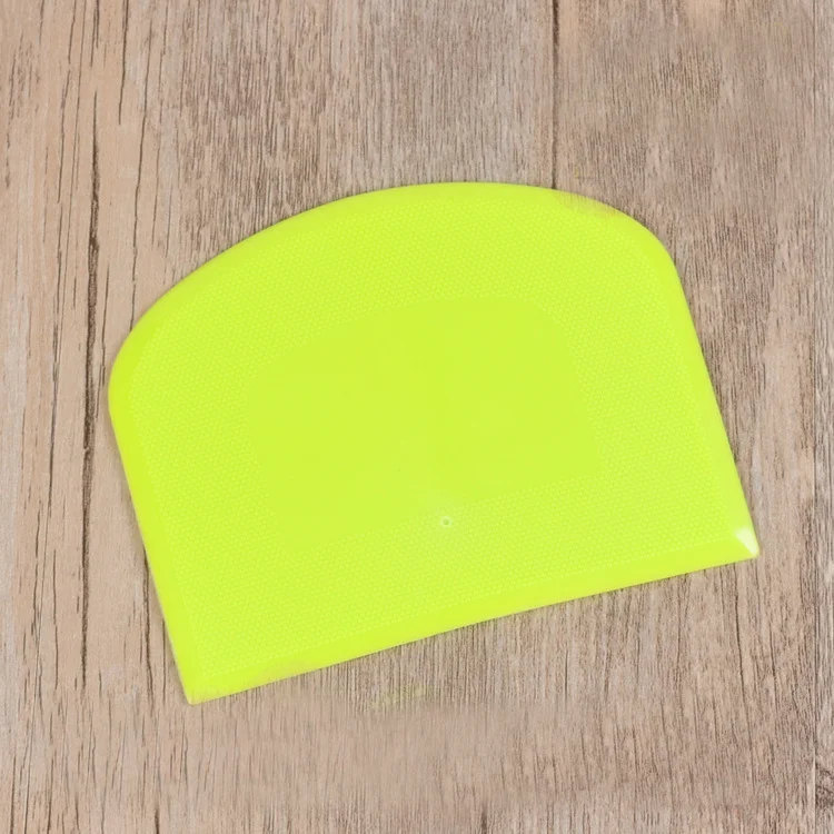 Flexible Plastic Kitchen Dough Scraper - Buy Plastic Cake Scraper ...