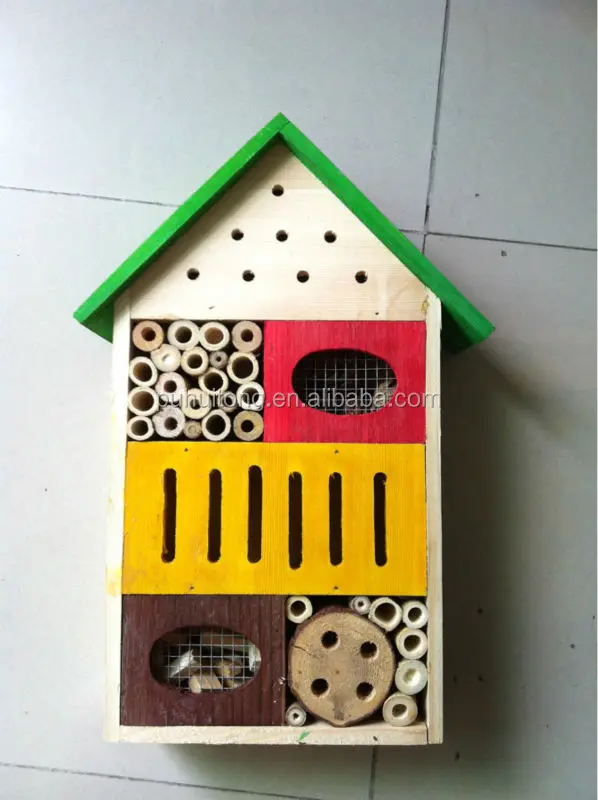 Small Wooden Insect Hotel Eco-friendly Bee And Butterfly House Carrier ...