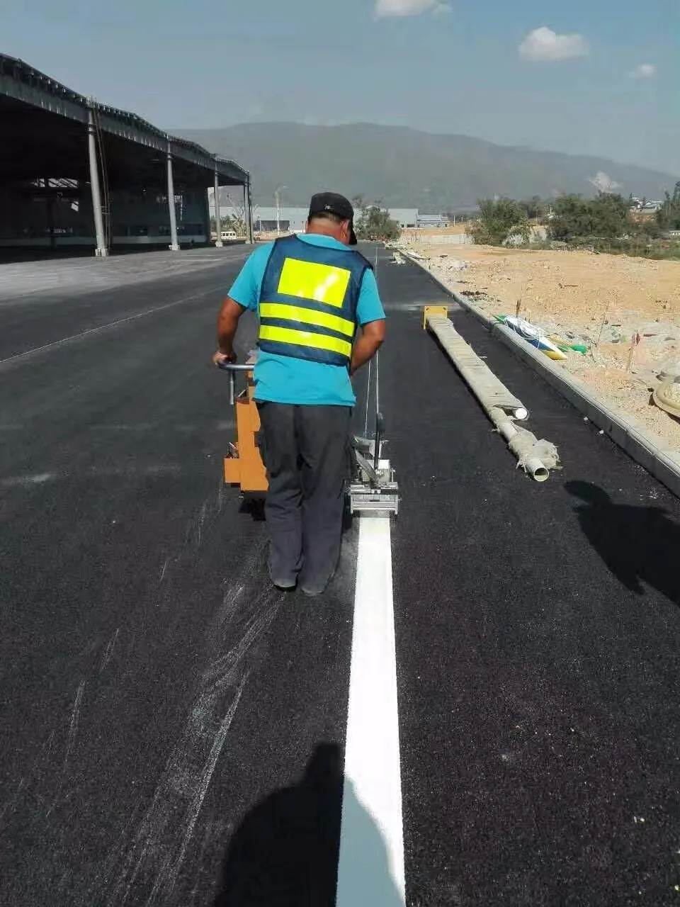 Highly Reflective Thermoplastic Road Marking Paint with 20% Premixed ...