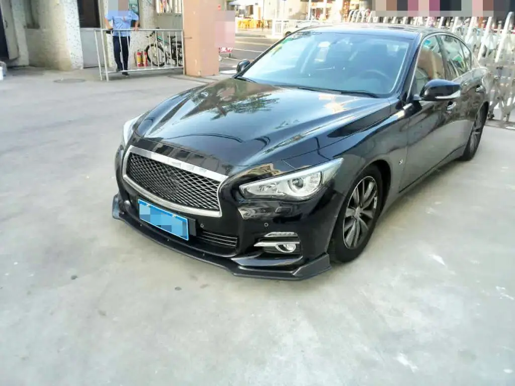 Infiniti Q50 Spoilers - Enhance Style with Carbon Fiber