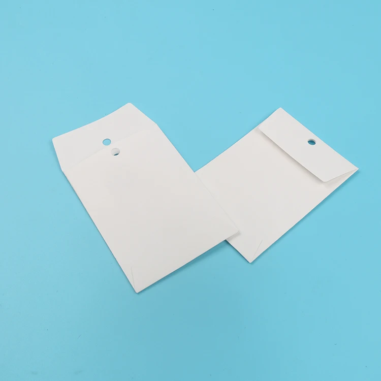 Commonly Use Non Logo Folded White Paper Clothing Tags