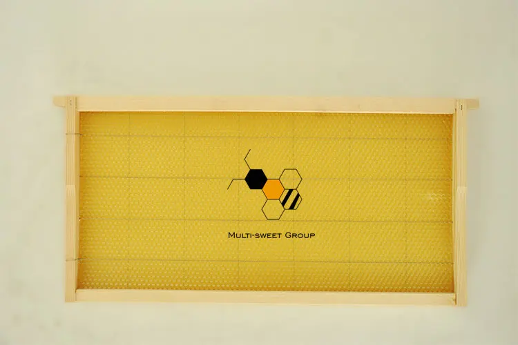 Langstroth Frames with Beeswax Foundation - Beehive Accessories