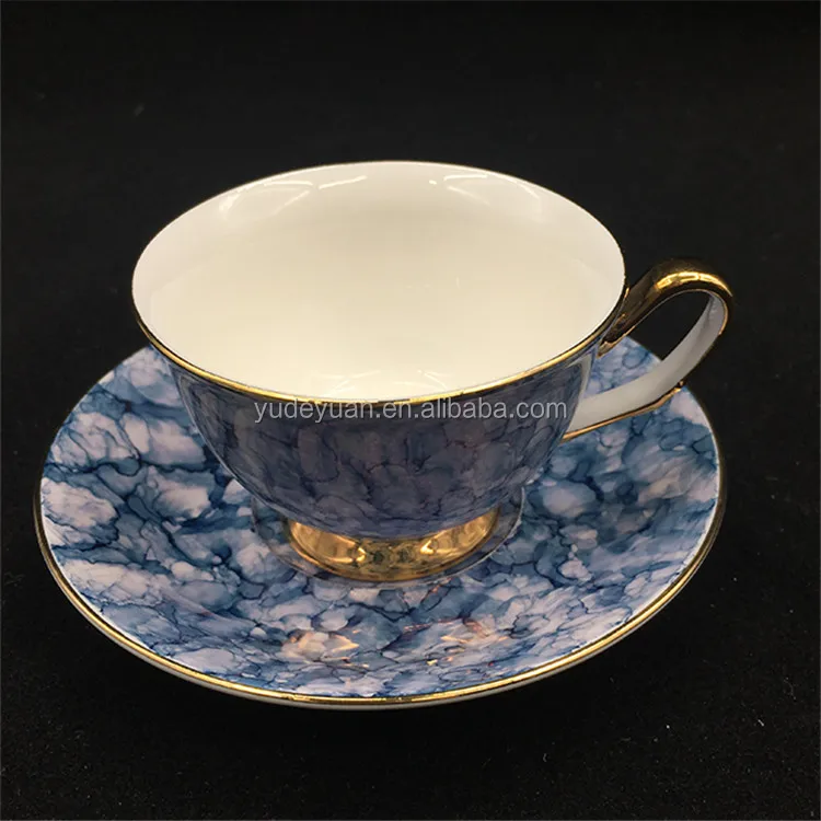 Beautiful Flower Shape Ceramic Gold Rim Tea Cups Vintage Saucers Set ...