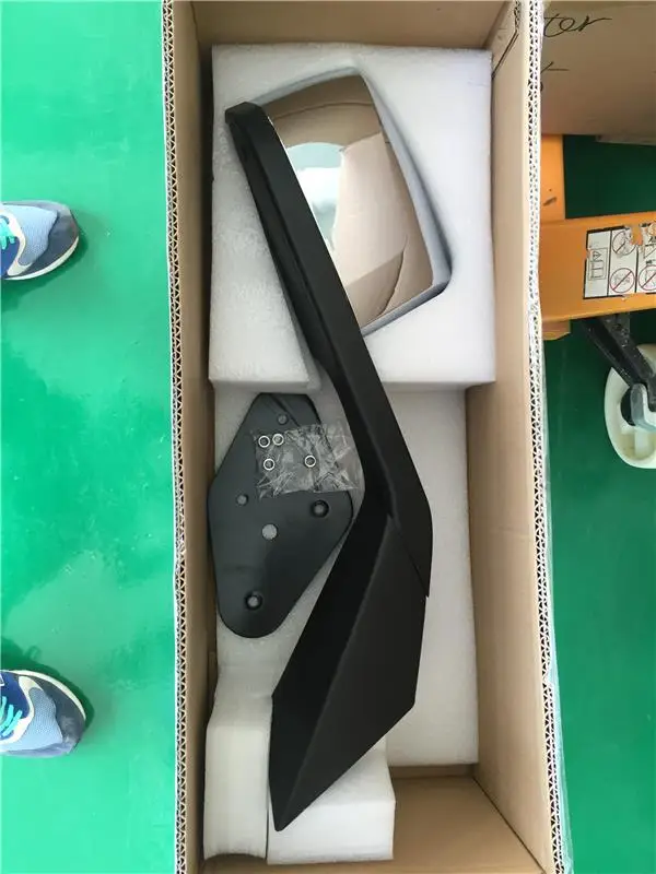 Coolant Tank 20968795,21000194,21038101,21067134,21074555,21074569 ...