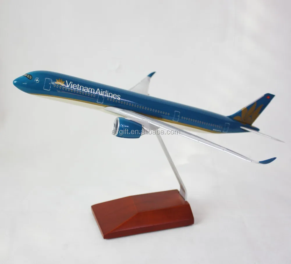 High Quality Airbus A350 Vietnam Airline Plane Model