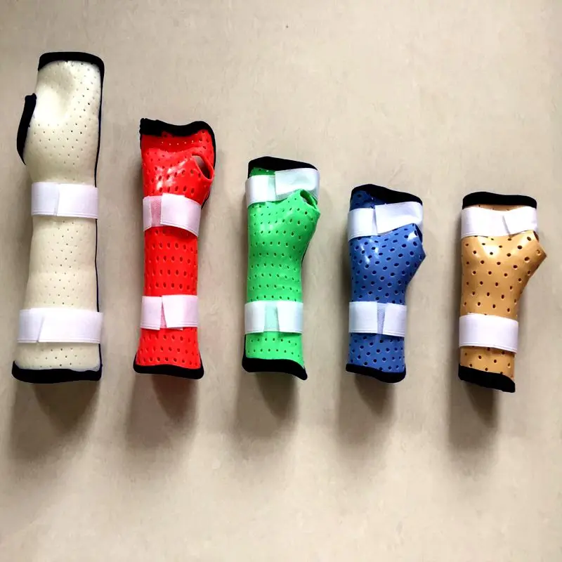Thermoplastic Finger Splints For Metacarpal Fractures And Wrist Joint ...