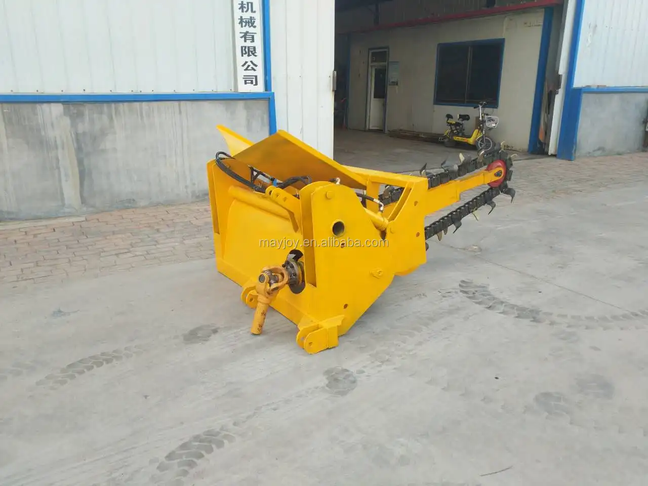 Industrial Ditching Machine - Efficient Trench Diggers