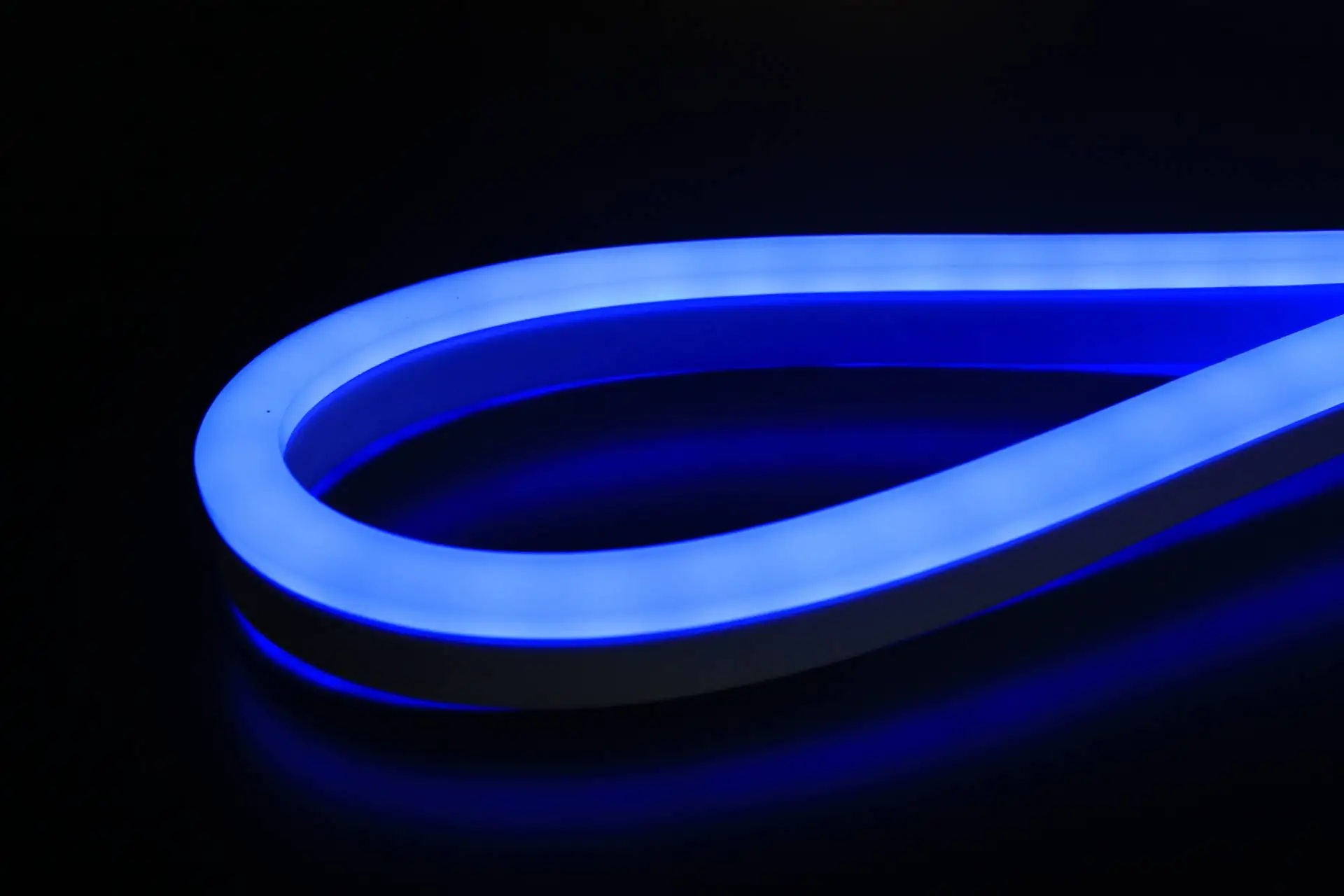 High Luminous Flux Cuttable 2835 Smd Rgb Led Neon Strip Flex Rope Light ...