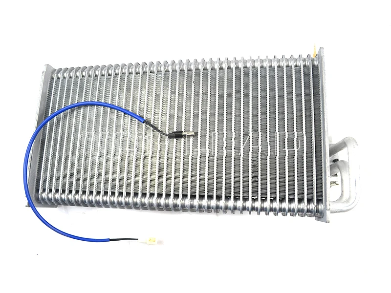 Original Parts Sinotruk Parts Evaporator Assembly Az1642820010 Foton ...