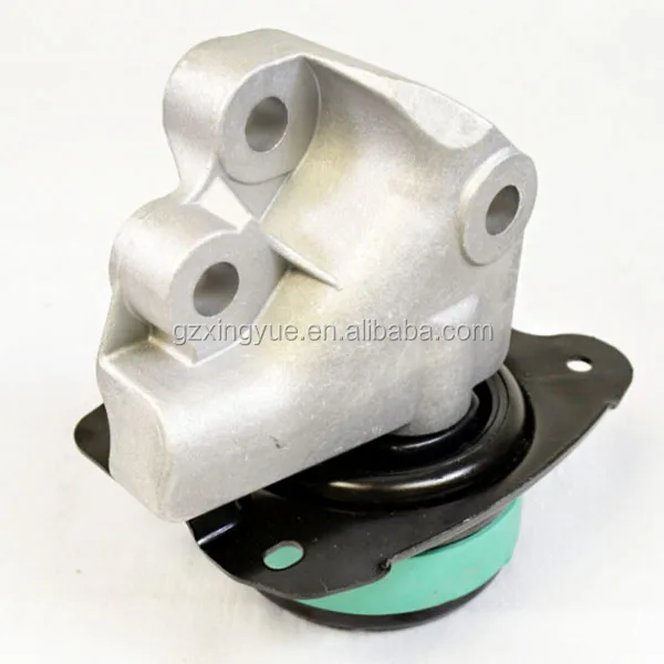 Chevrolet Captiva 2007-2010 Engine Mounting Bracket