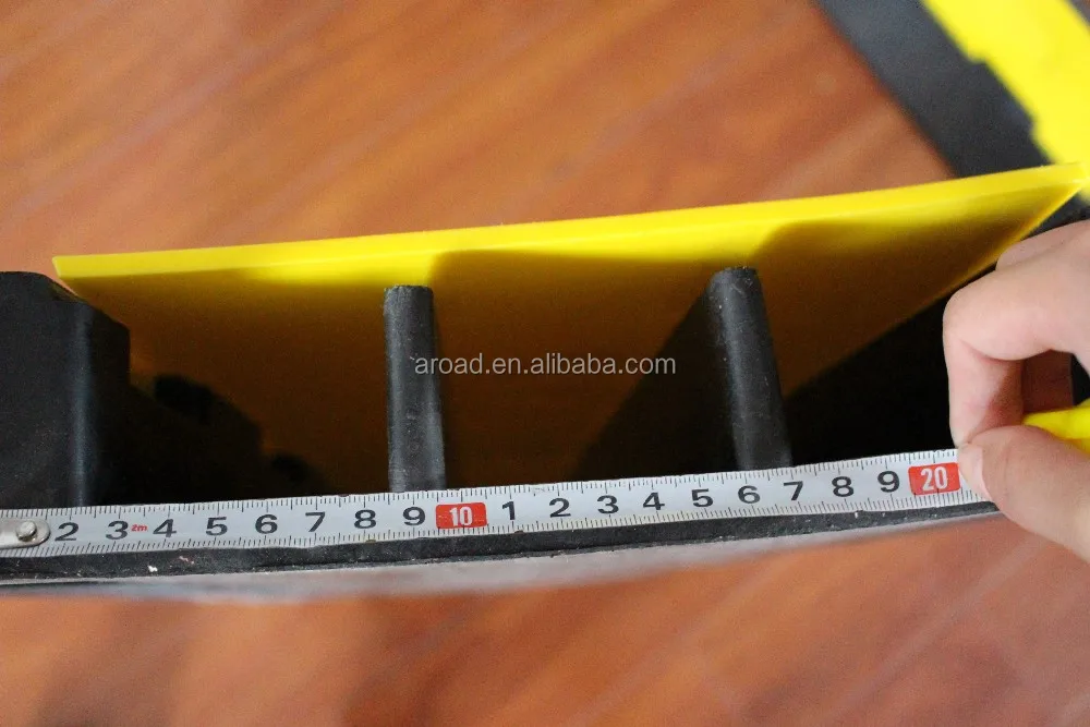 Scientific Designed 3 Channel Flexible Rubber Cable Protector/rubber ...