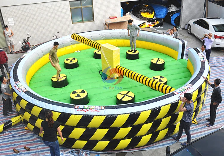 China Amusement Interactive Adult Sport Games Inflatable Wipeout Course ...