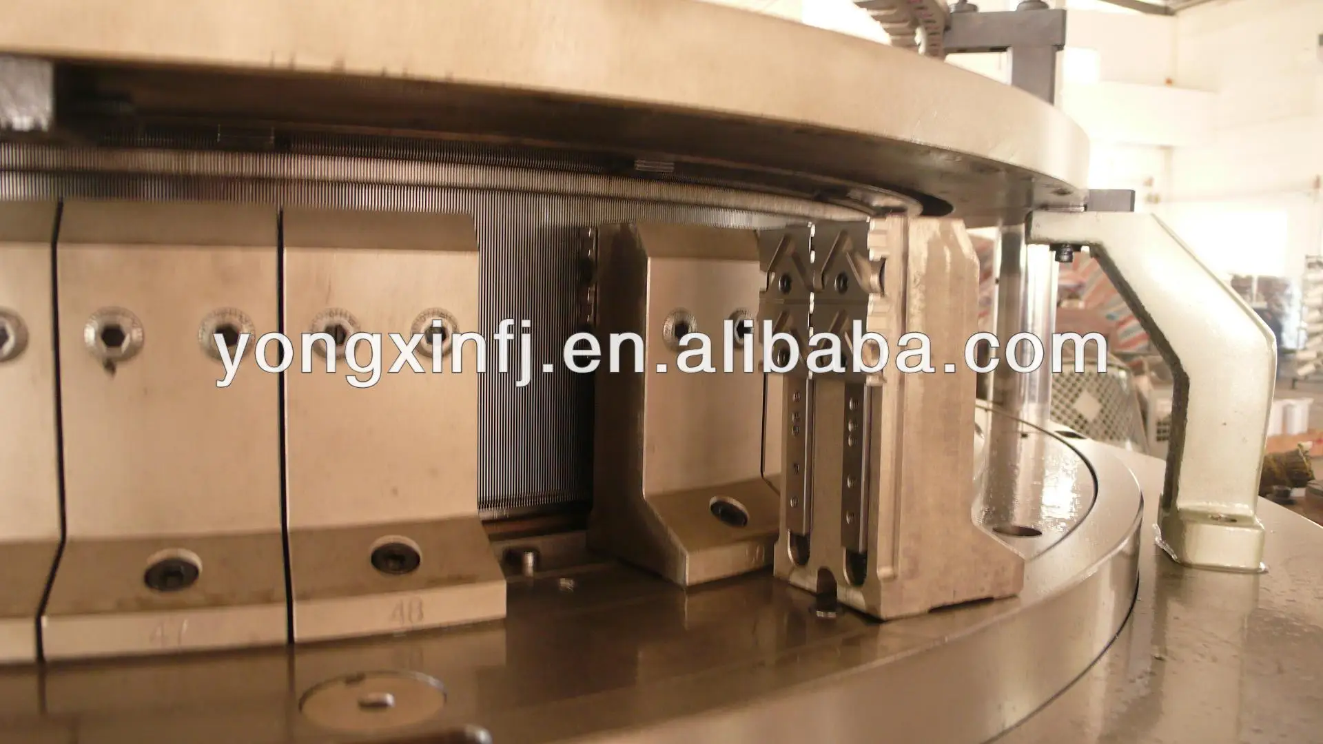 Yonthin Smart Jacquard Circular Knitting Machine for Seamless