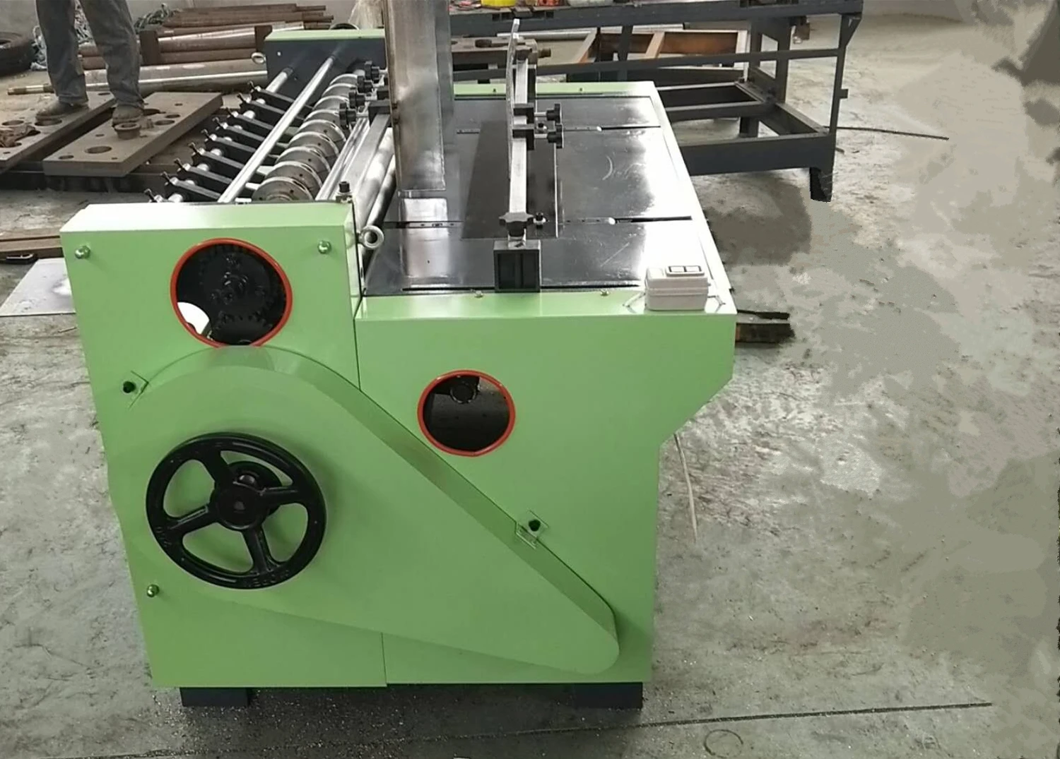 Corrugated Clapboard Assembler Slotting Machine Cardboard Partition ...