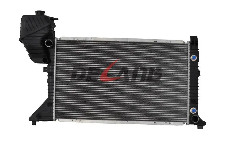 9015003800 5104117aa 5104177aa A9015003800 Auto Radiator For Mercedes ...