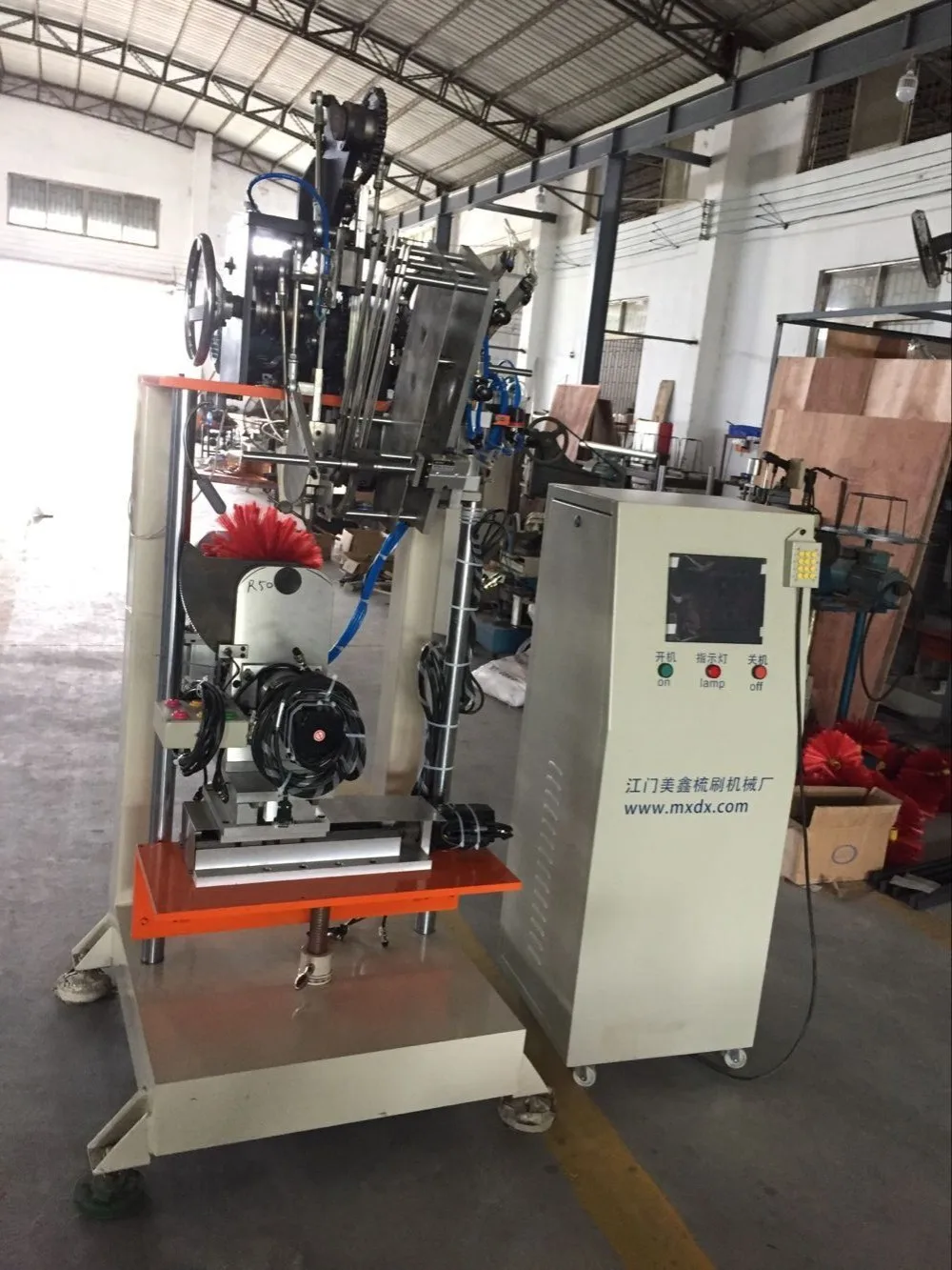 4 Axis Ceiling Brush Cnc Brush Machine/brush Making Machine In India ...