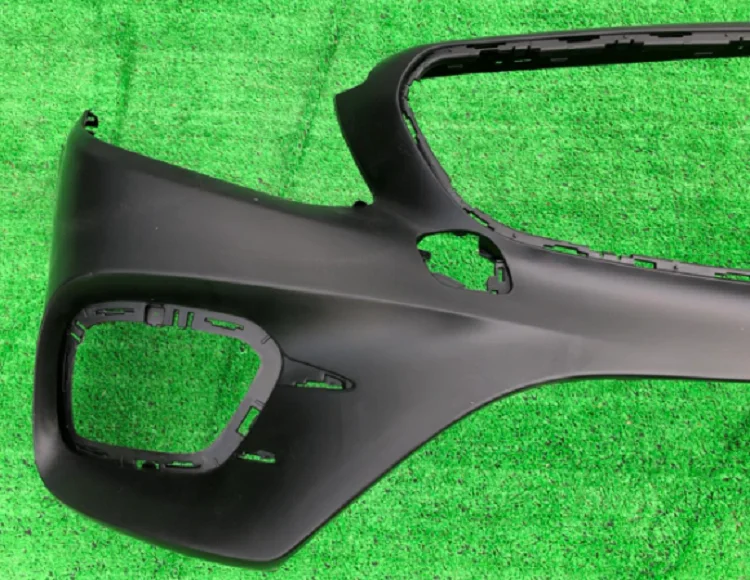 Oem استبدال أجزاء الجسم الجبهة الوفير غطاء معبي مع Pdc ثقوب A2138852700 ...