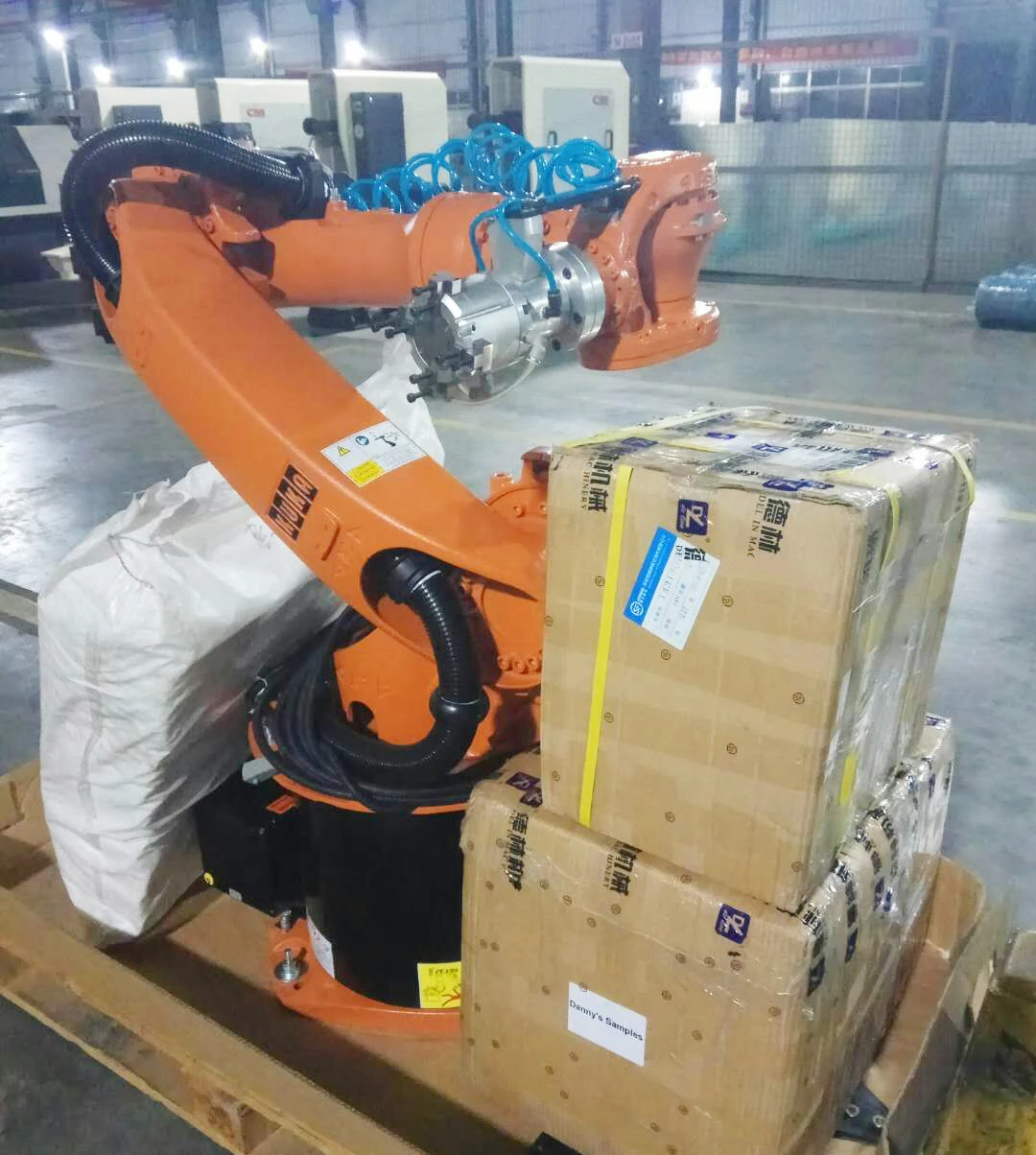 6 Axis Robot Manipulator Polishing Faucet Machining Parts Industrial ...