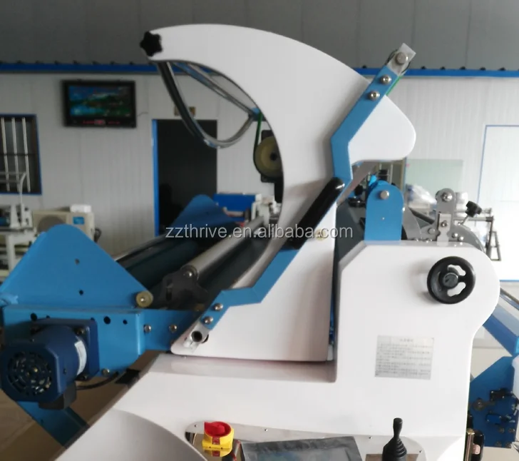 China Engineers Spreading Machine For Garment Woven Fabric Factory ...