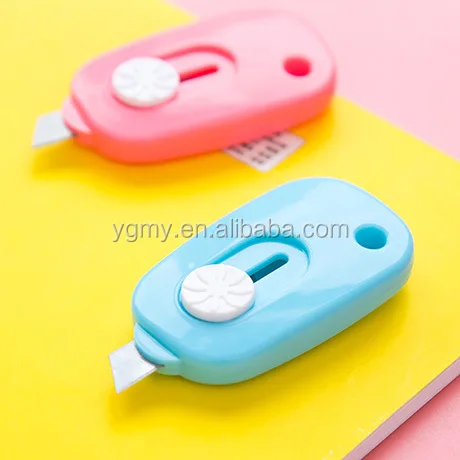 Portable Small Box Cutters Package Carton Opened Out Of The Box A ...