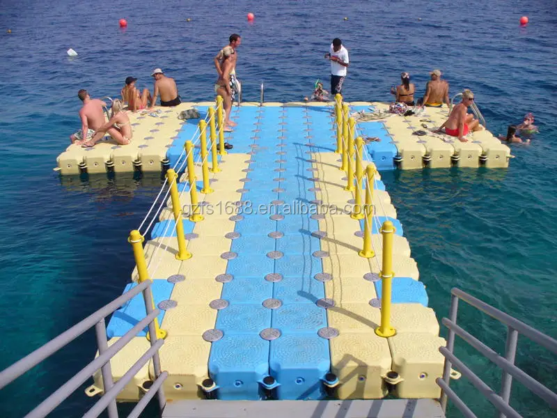 Floating Swimming Pool Platform with Pontoon Cube in the Sea